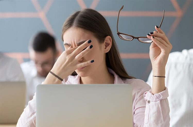 Ease the Glare: Smart Ways to Beat Digital Eye Strain with Expert ...